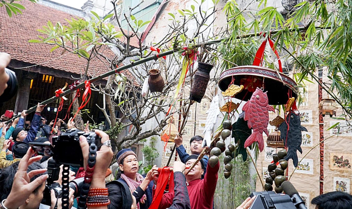 Traditional customs re-launched in Hanoi ahead of Tet - ASEAN Tourism ...