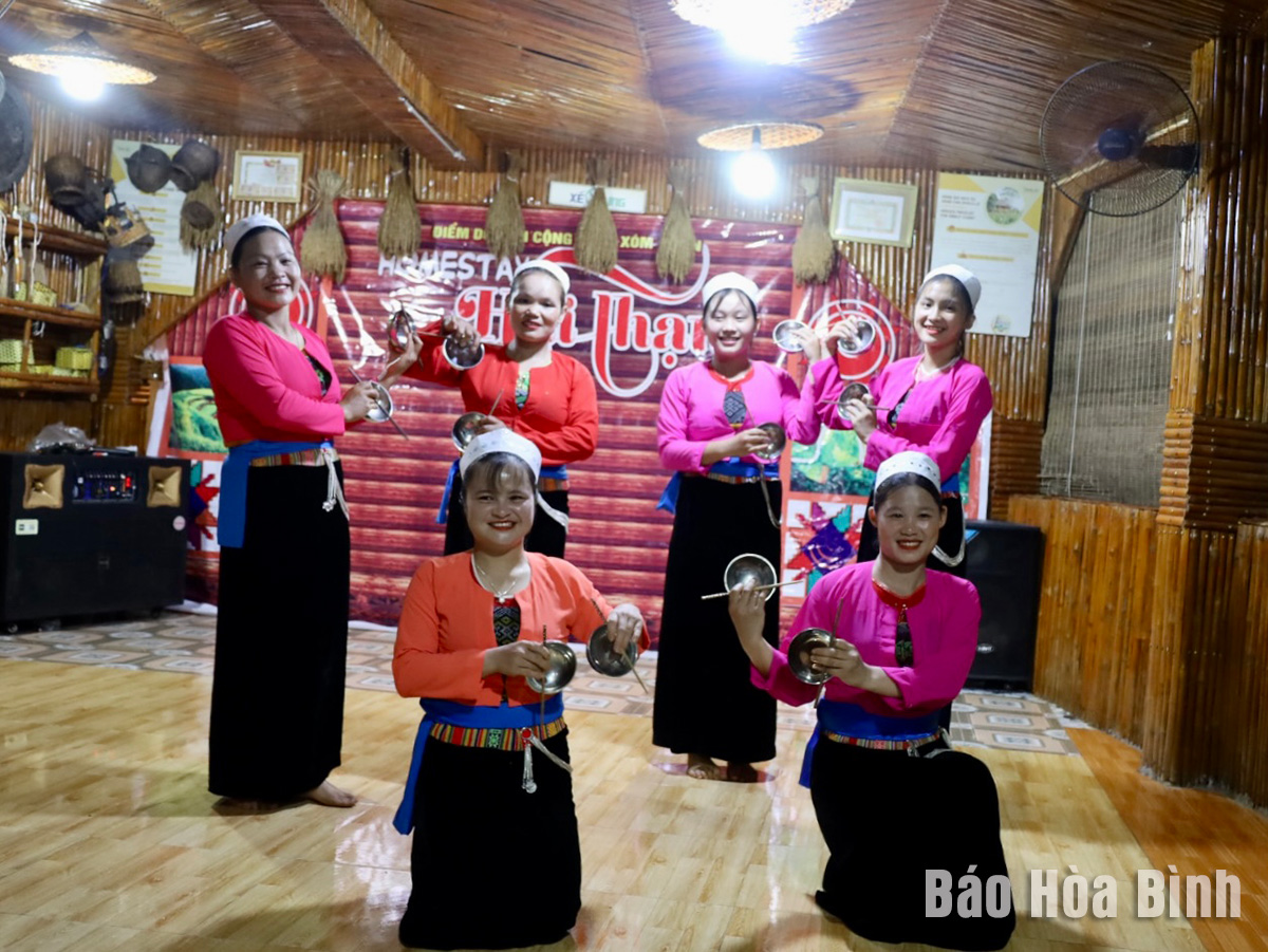 Muong cultural values well preserved in Chien hamlet (Hoa Binh) - ASEAN ...